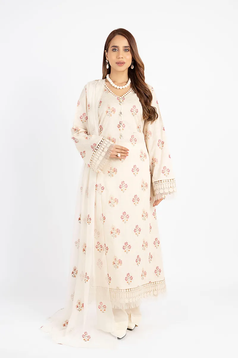 THREADED ELEGANCE | Bareeze